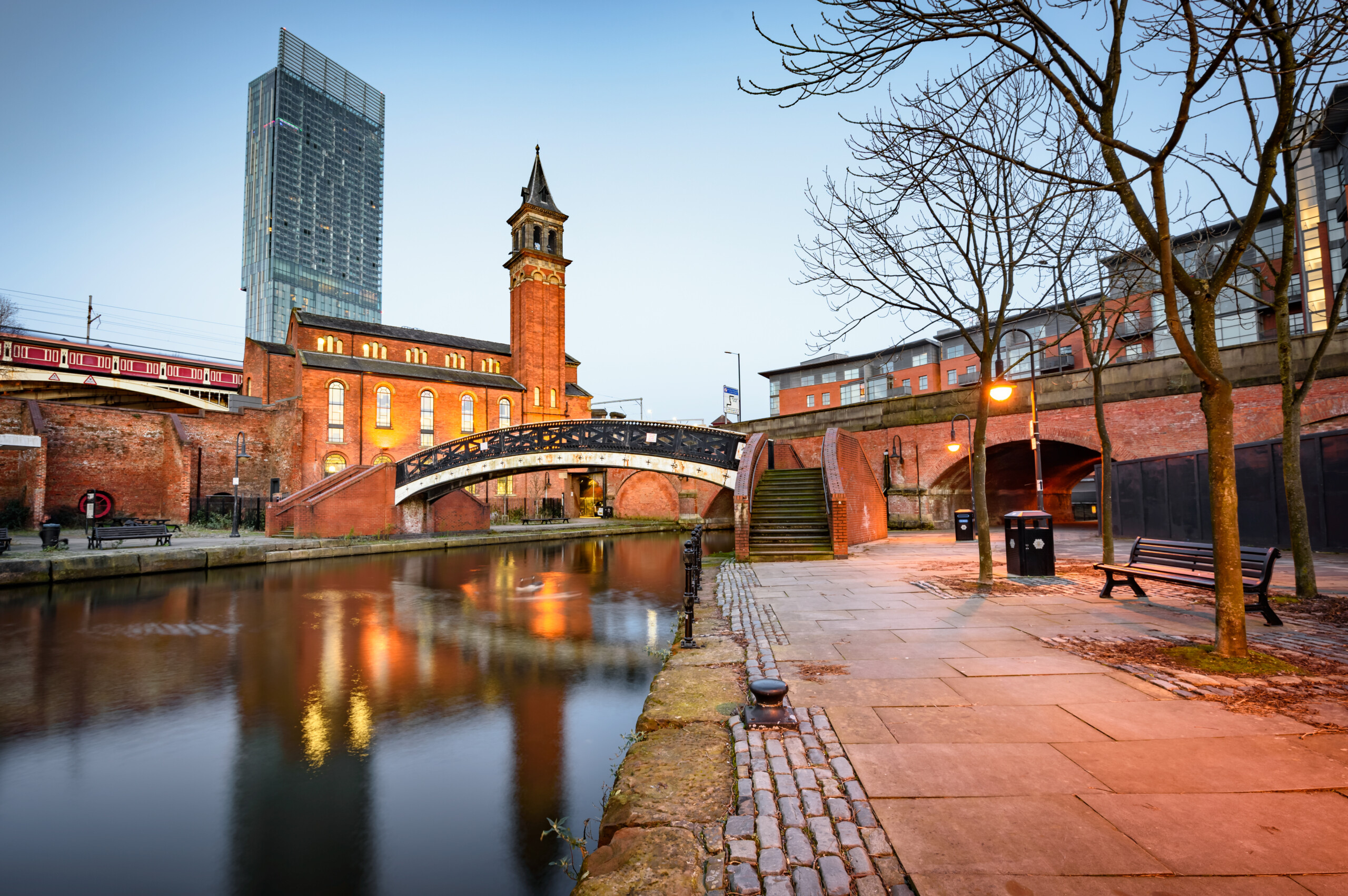 South Manchester Itinerary for 5 Days: How to Spend Them - Pass the ...