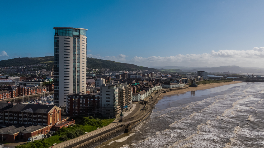 City guide: What to do in Swansea - Pass the Keys® Book Direct