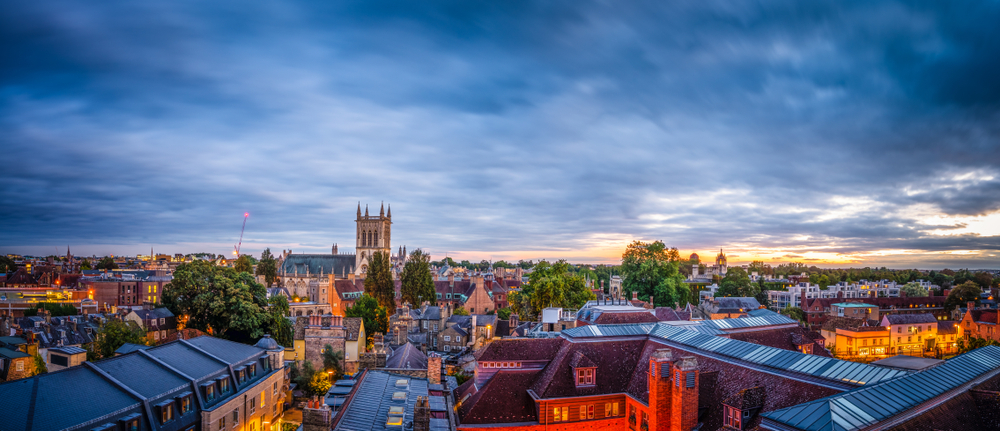 City Guide: Nightlife in Cambridge - Pass the Keys® Book Direct